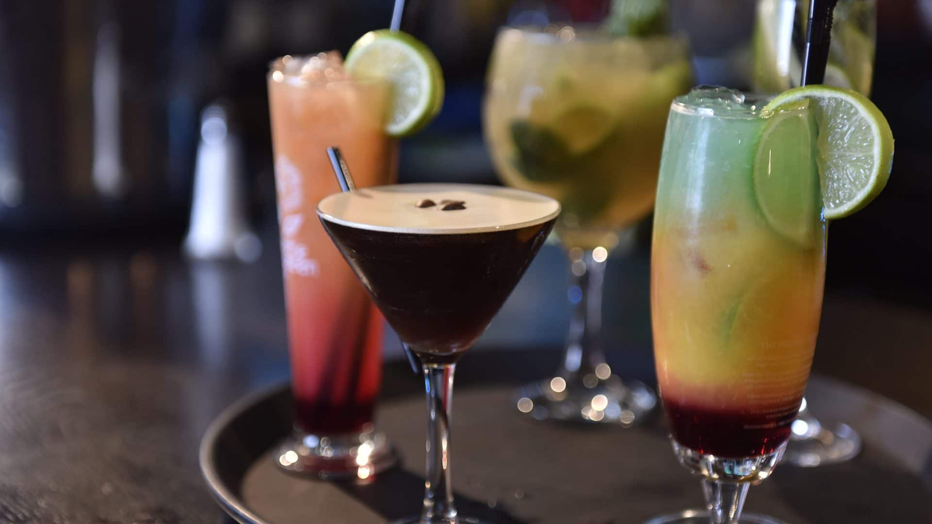 Tipos de Coctel: Todo lo que Debes Saber - Cursos de Coctelería